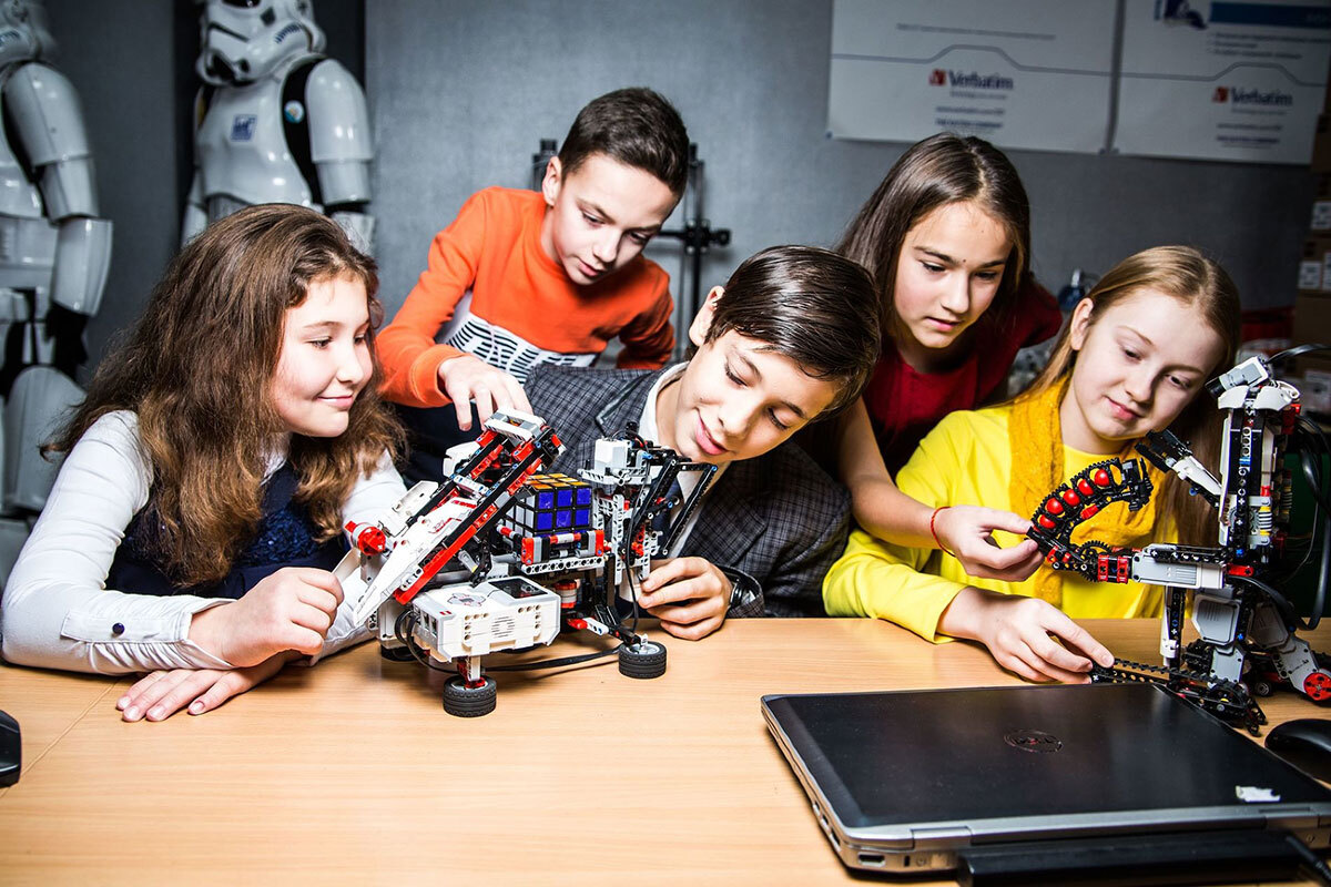 Робототехника, электроника и мехатроника в комплектах для детского лагеря купить в Москве в ...