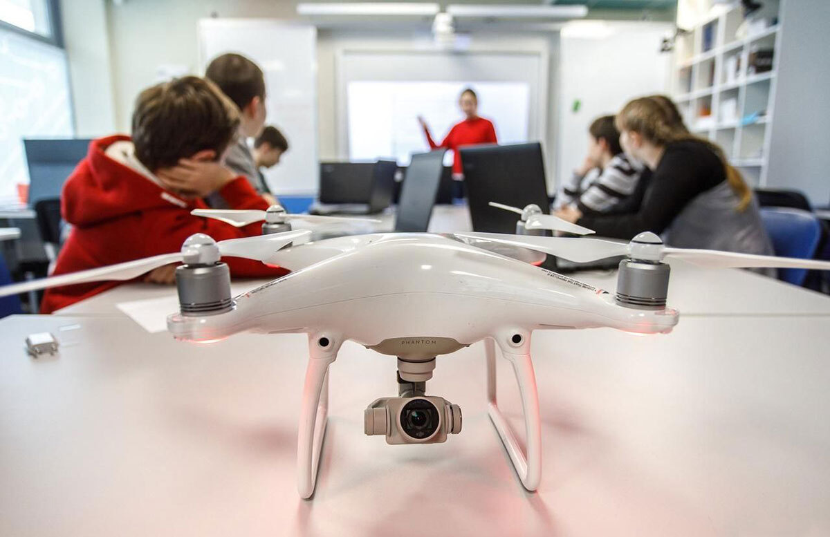 Беспилотные аппараты по возрастам купить в Москве в RobotBaza.ru